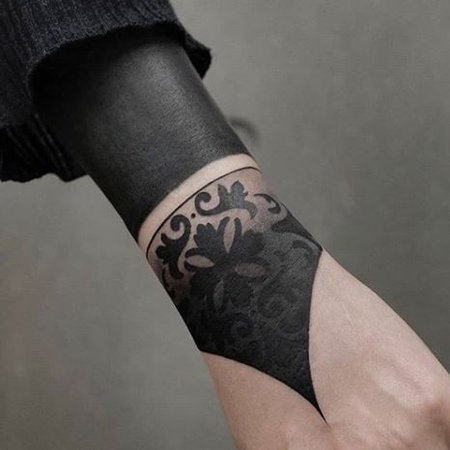 33+ Blackwork Style Tattoos: Ideas and Meanings. Style Guide. - VeAn Tattoo