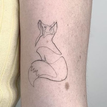 29+ Fine Line Style Tattoos: Ideas and Meanings. Style Guide. - VeAn Tattoo