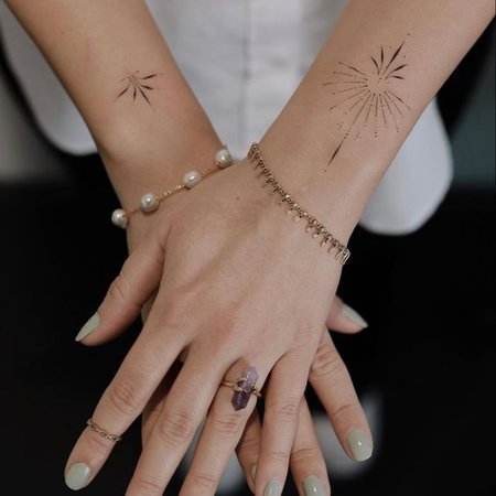 29+ Fine Line Style Tattoos: Ideas and Meanings. Style Guide. - VeAn Tattoo