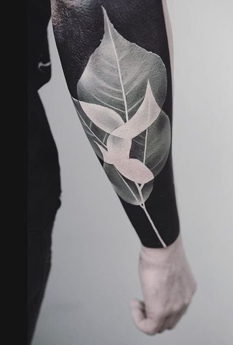 33+ Blackwork Style Tattoos: Ideas and Meanings. Style Guide. | VeAn Tattoo