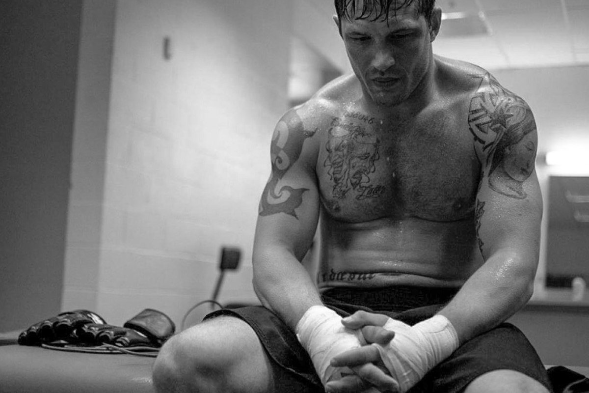 Tom Hardy Tattoo | Meaning and Original tattoos - VeAn Tattoo