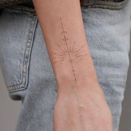 29+ Fine Line Style Tattoos: Ideas and Meanings. Style Guide. - VeAn Tattoo