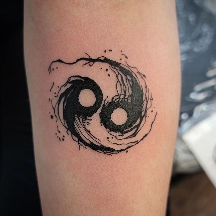 Yin Yang tattoo: styles and meaning | 37+ Designs for men and women ...