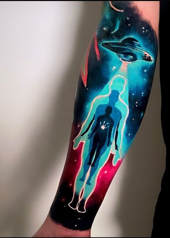 Space tattoo: styles and meaning | 23+ Designs for men and women - VeAn ...